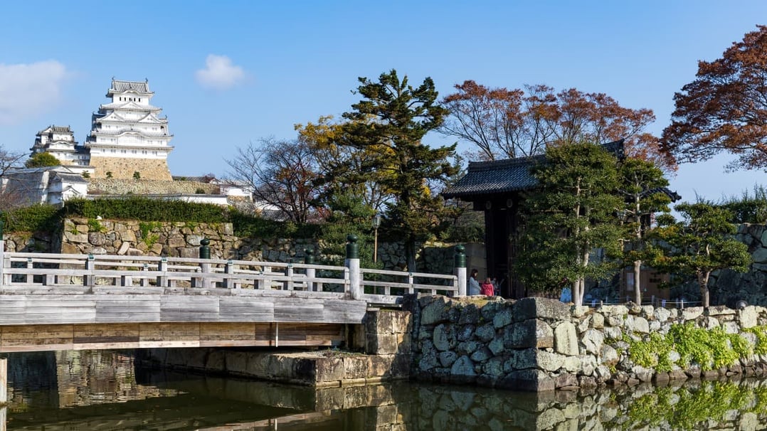 Himeji Castle: History & Must-Visit Attractions