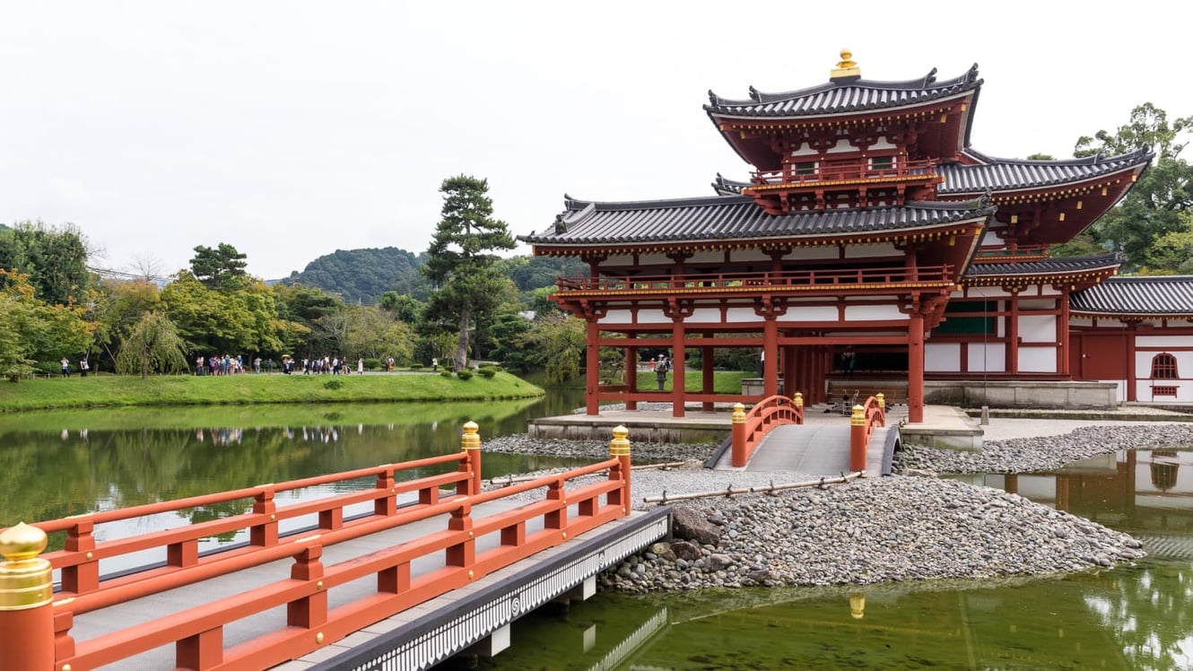 Byodo-in Temple in Uji: Explore Its History & Best Sights